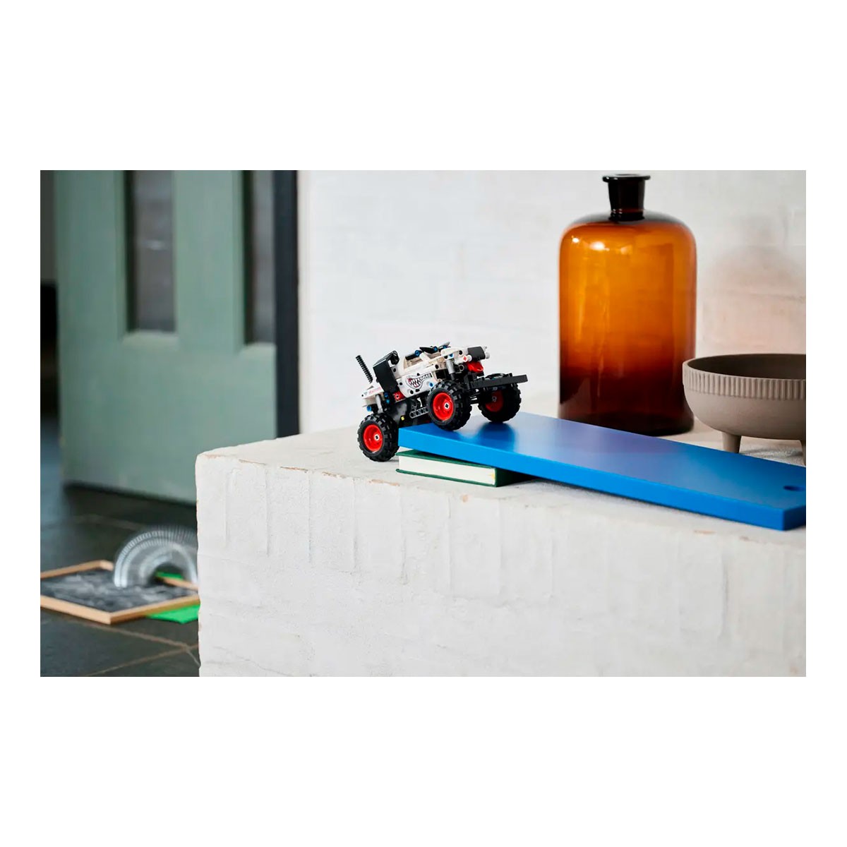 LEGO Technic Monster Jam Monster Mutt Dalmatian - 42150