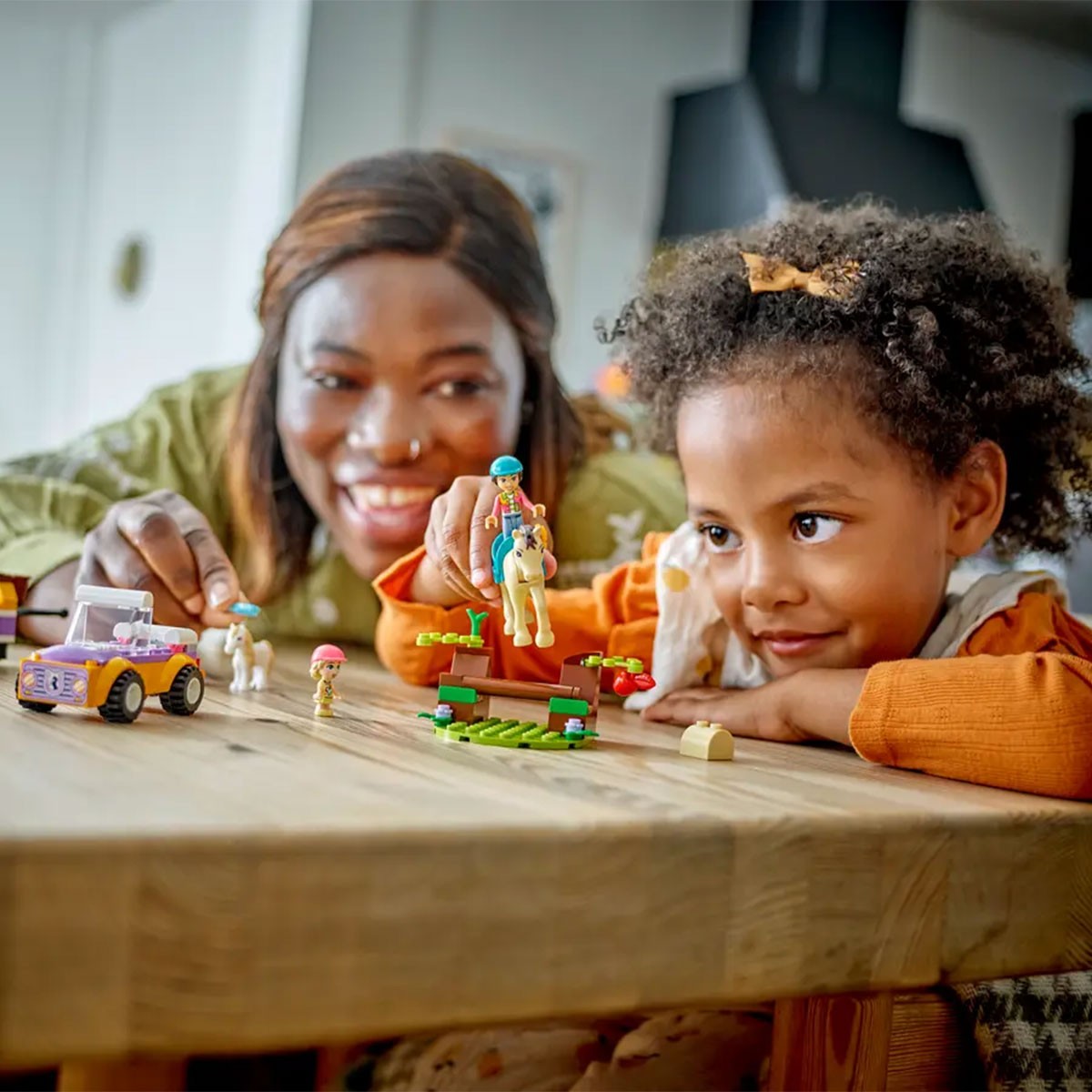 LEGO Friends Atrelado com Cavalo e Pónei - 42634