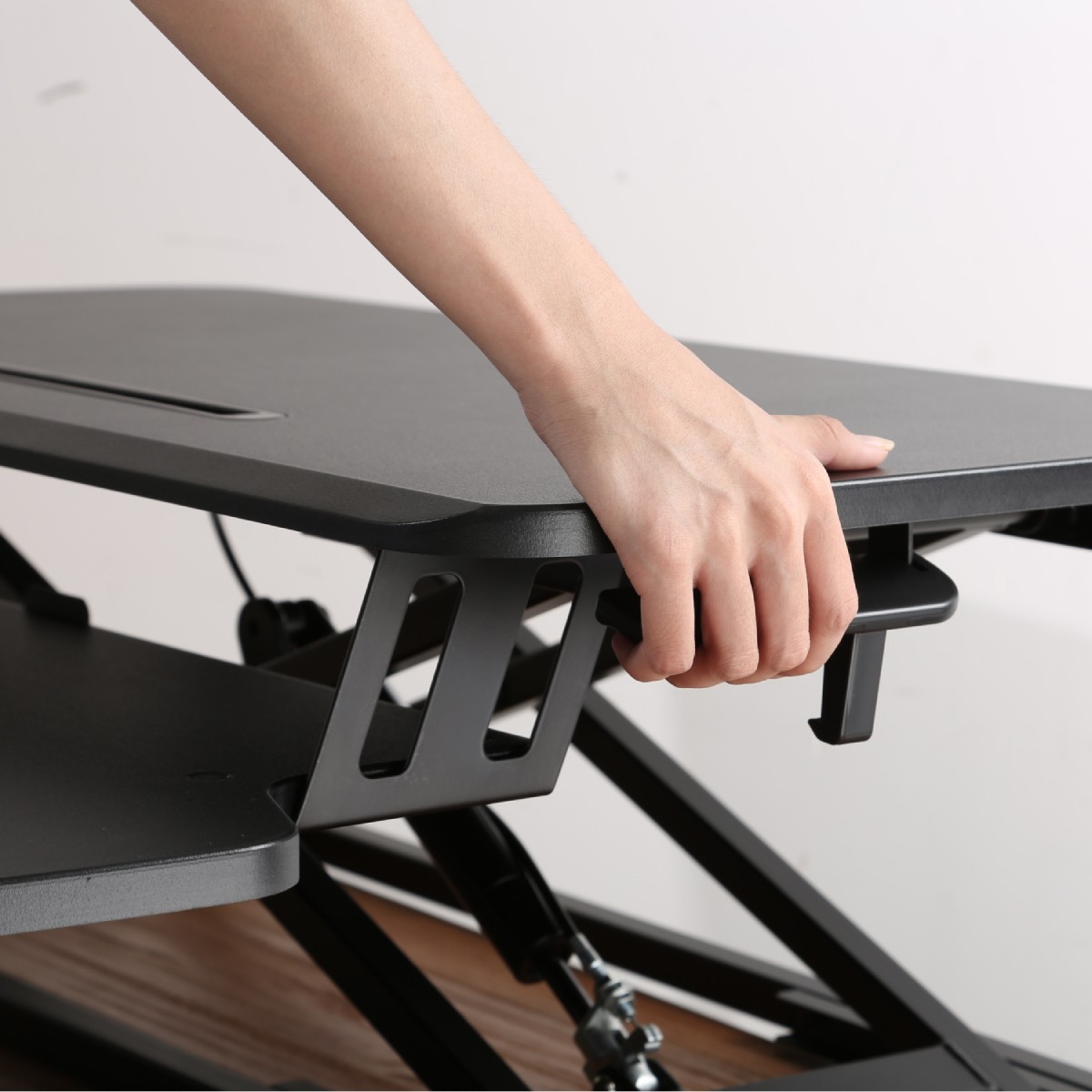 Base Para Monitor Elevatória Ewent EW1545 Preta