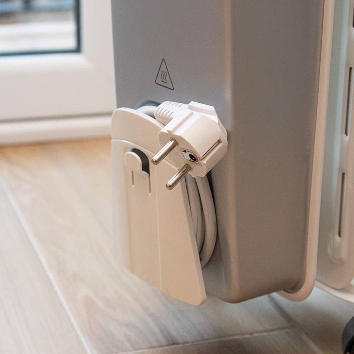 Radiateur à bain d'huile Cecotec ReadyWarm 7000 Space 360 1500W Blanc